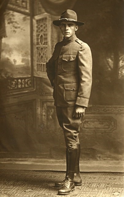 Dr. Walter Robertson – THE ANCESTOR DETECTOR