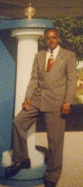 Charles Buford – THE ANCESTOR DETECTOR